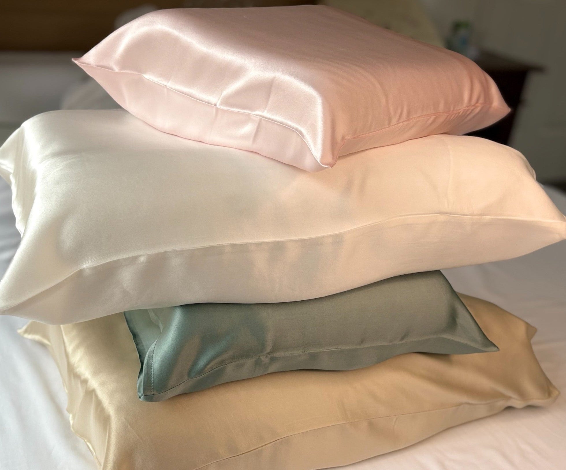 Luxe Silk Pillowcase for Smoother Skin | Posture Form Pillows